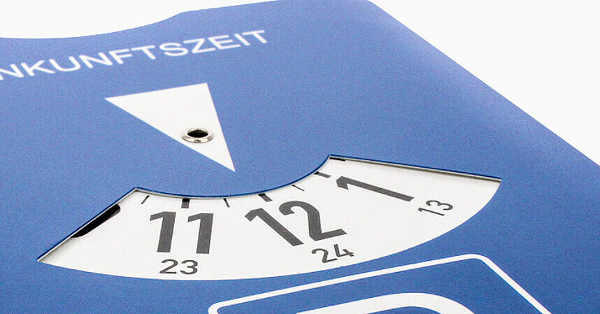 Die gedruckte Parkscheibe aus Karton | Kip